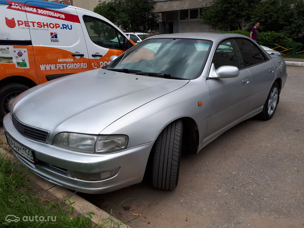 Toyota Corona X T190 EXiV1.8 AT 125 л.с. бензин, передний привод, седан-хардтоп, серебристый