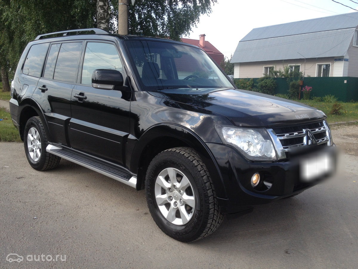 Mitsubishi Pajero IV Рестайлинг 13.0 AT 178 л.с. бензин, полный привод, внедорожник 5 дв., чёрный