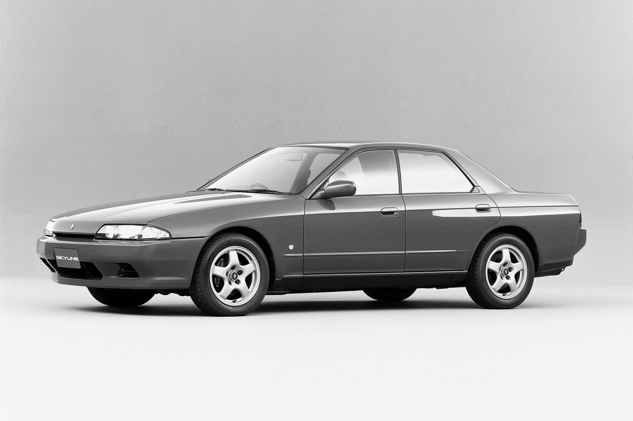 Nissan Skyline 1989 – 1994, 8 поколение (R32), Седан: технические ...