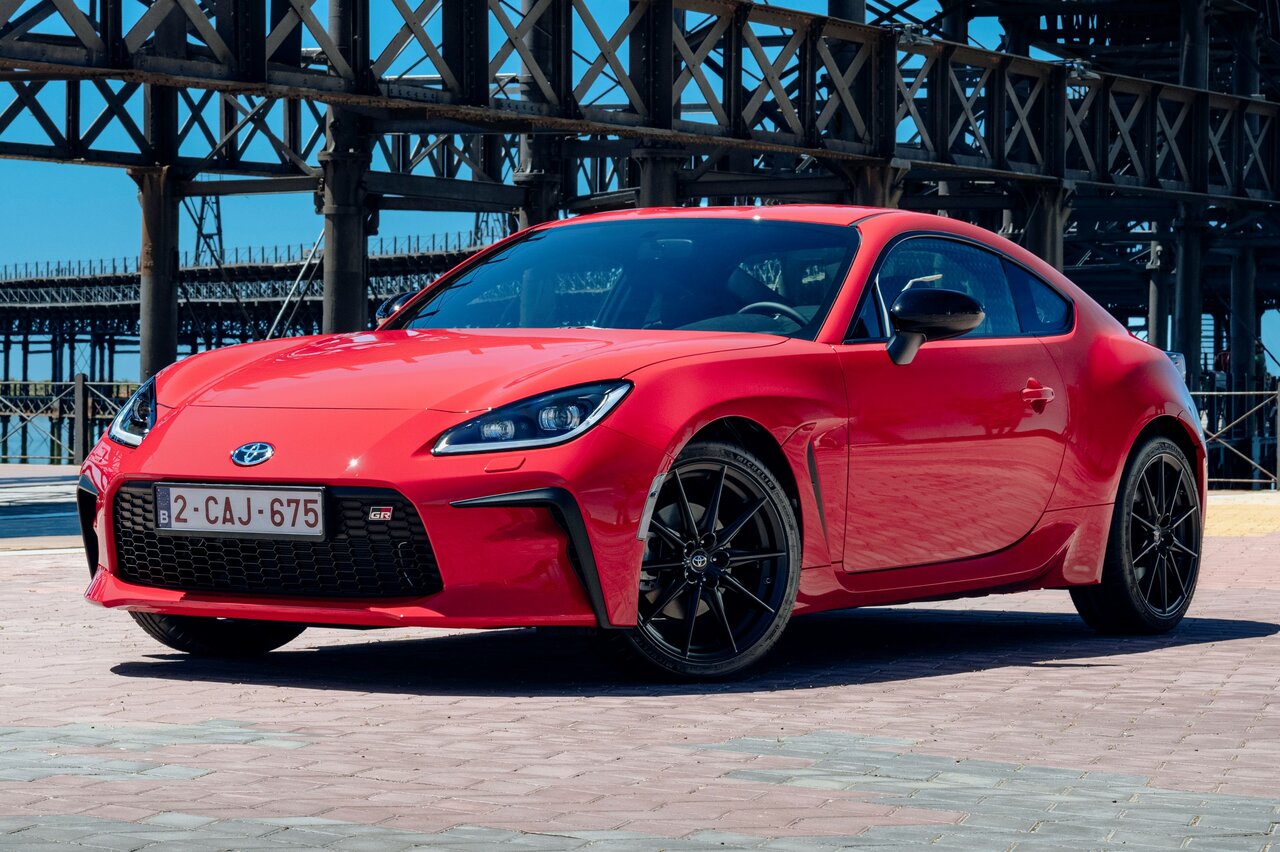 Технические характеристики Toyota GR86 (2.4 MT, 235 л.с.), (2021 – н.в.), Купе | Auto.ru