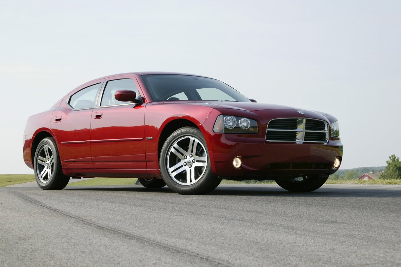 Dodge Charger 2005 – 2010, 5 поколение (LX), Седан: технические ...