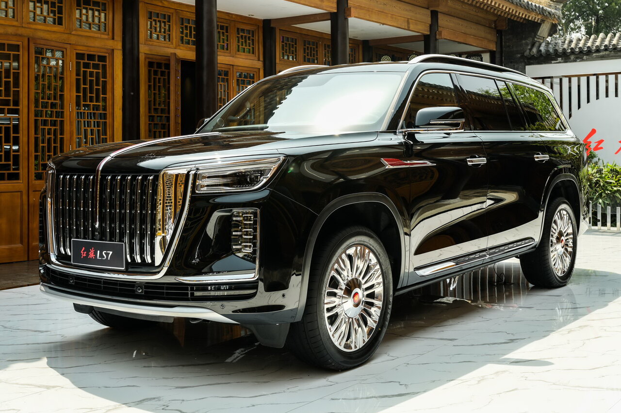 Hongqi LS7 2022 – н.в., Внедорожник 5 дв.: технические характеристики и комплектации