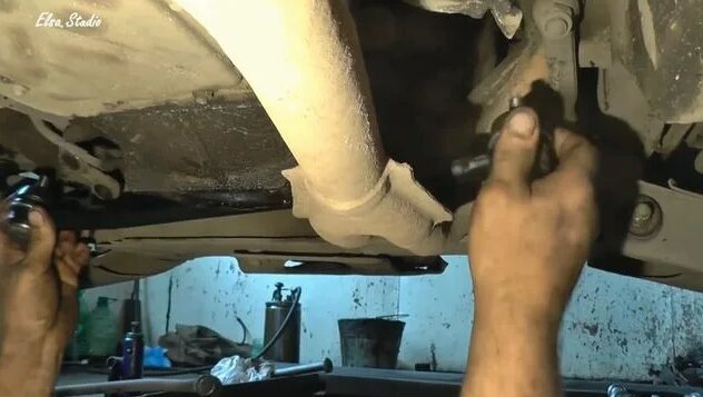 Замена рулевой трапеции на ВАЗ 2101 2107 - Смотреть онлайн в поиске Яндекса по Видео