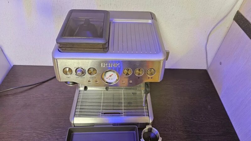 Полная переборка и ремонт кофемашины Bork C801 - Смотреть онлайн в поиске Яндекса по Видео
