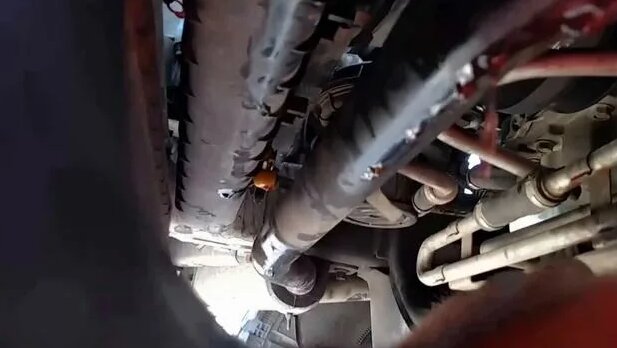 Hummer H3 Leaking Radiator Replace 3.7 Vortec - Смотреть онлайн в поиске Яндекса по Видео