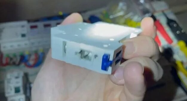 Обзор автоматических выключателей КЭАЗ 1Р Optidin ВМ63 4,5 кА Тип B - Смотреть онлайн в поиске ...