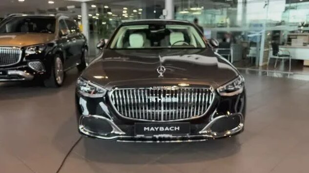 Mercedes Maybach S680 V12 (2025) - Полный визуальный обзор [4K] - Смотреть онлайн в поиске ...