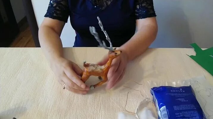 Ватная игрушка Олень Набираем объем Мастер класс Часть 2 Смотреть онлайн в поиске Яндекса