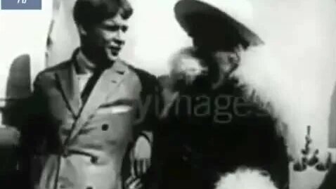 Кинохроника. Сергей Есенин 1918-1921 - Смотреть онлайн в поиске Яндекса по Видео