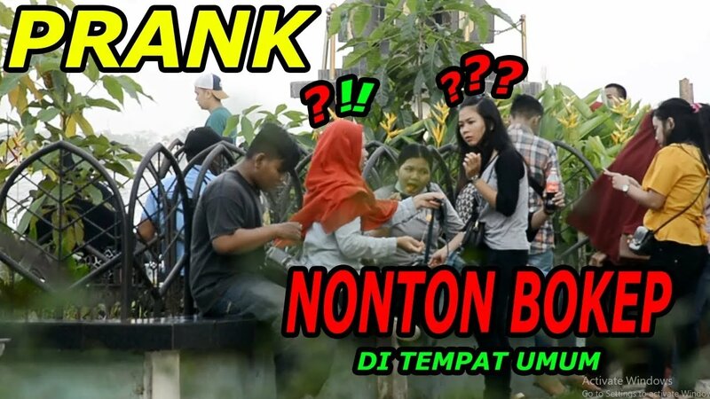 Prank nonton bokep DI tempat umum!!!orang semua pada heran wkwkwk - Yandex Video aramada ...