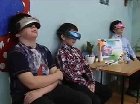 Аппарат цветоимпульсной терапии Визулон у детей - Смотреть онлайн в ...