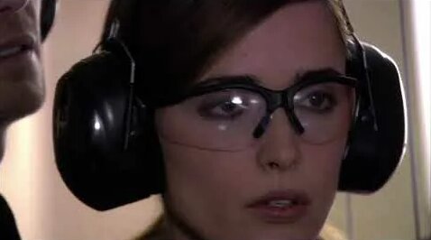Rose Byrne wears ear defenders at the gun range in Damages s2 e9 - Yandex Video aramada ...