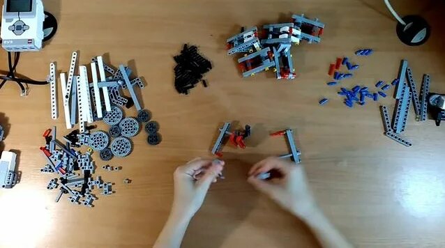 Как собрать LEGO EV3 6 legs Walker [45544]+[45560] - Смотреть онлайн в поиске Яндекса по Видео