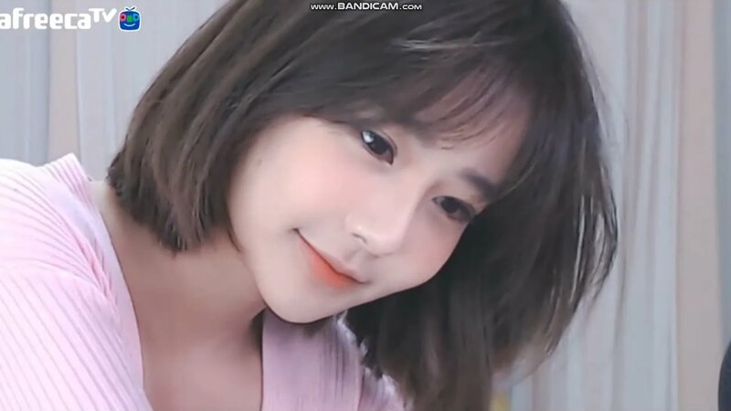 섹시댄스 Korean BJ 하루 19금 짧은 핫팬츠 입고 섹시 . 아프리카 BJ 비제이 KBJ sexy dance 트월킹 - Смотреть онлайн в поиске ...