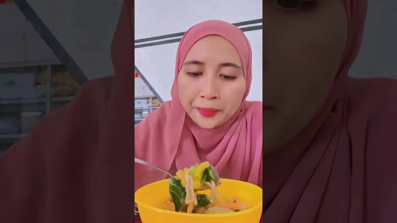 Kelakuan Aneh Adiku - Смотреть онлайн в поиске Яндекса по Видео