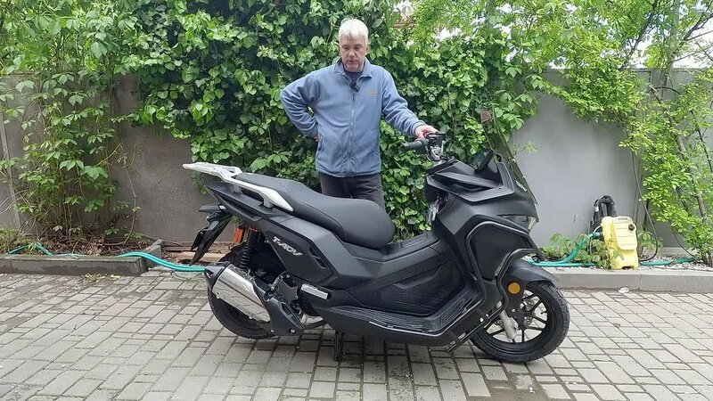 Скутер Jilang T-ADV 180 кубов. Полный Обзор И Сборка! (1).mp4 — Видео от Клуб владельцев ...