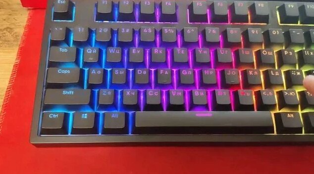 Сравнение Keyrox TKL Classic и Dark Project Kd87a Gateron Teal Cap. (Берите Kd87a) - Смотреть ...