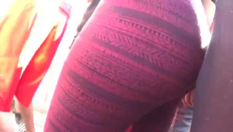 Encoxada de legging no show parte 2