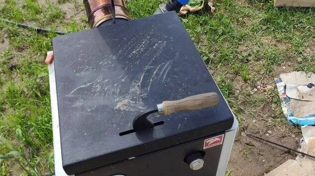 Обогрев бассейна дровами. Твердотопливный котёл Лемакс Форвард ...