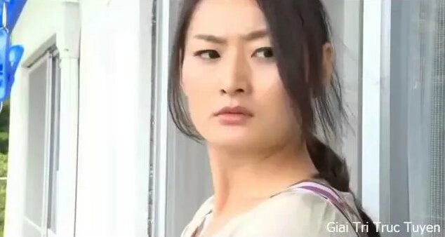 Neighbor Lady Risa Murakami