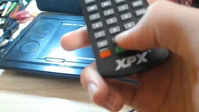 Обзор портативного dvd-плеера xpx EA-1069l. проверяю его на работоспособность - Смотреть онлайн ...