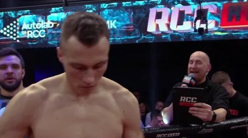 ДВА Нокдауна ЗА Минуту Максим Викторов vs Дмитрий Савин RCC HARD 4 Кулачные бои - Смотреть ...