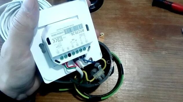 Установка и подключение терморегулятора RTC 70. Простой терморегулятор для теплого пола PTC 70 ...