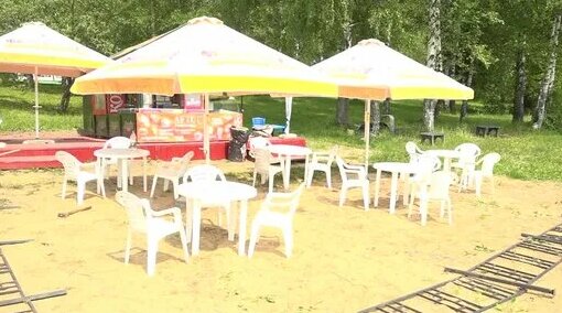 Пляж на Лесном озере готов к купальному сезону Смотреть онлайн в