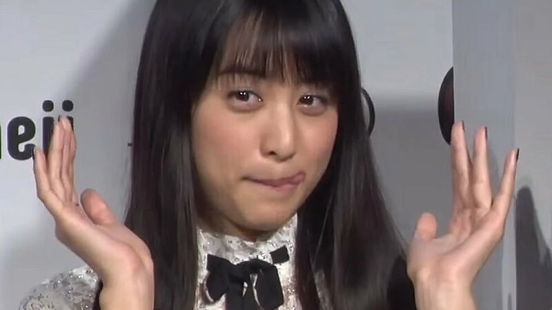 山本美月の“テヘペロ”顔がキュートすぎる！ 「Simeji」新cm発表会2 #Mizuki Yamamoto #Shingo Fujimori - Смотреть онлайн в ...