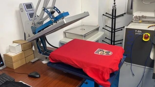 Yuxunda new version 60cm DTF printer Epson i3200 printheads with powder shake machine - Смотреть ...