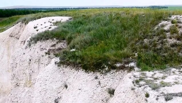 Мел. Меловые горы. Где добывают? Chalk mountains. - Смотреть онлайн в ...