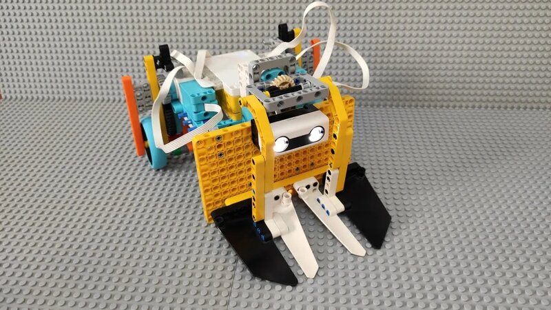 Sumo Lego Spike Prime Robot Design With Building Instructions Less Than 25x25 - Смотреть онлайн ...