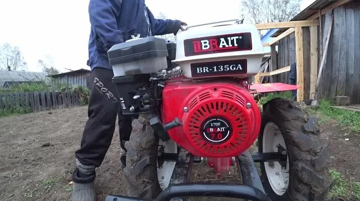 Видео Пашем мотоблоком с плугом | Мотоблок Brait BR-135ga (7 л.с.) | Настройка плуга | OK.RU ...