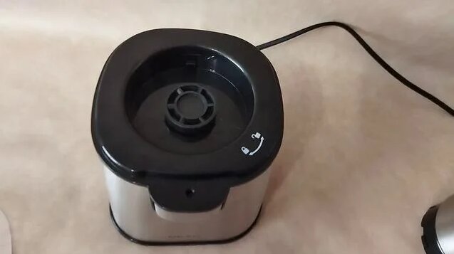 Кофемолка электрическая DEXP CG-220S - Смотреть онлайн в поиске Яндекса по Видео