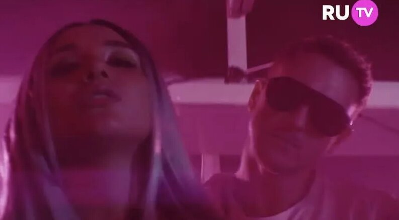 T-killah & Миа Бойка - Мама не в курсе — Видео от RU.TV - Смотреть онлайн в поиске Яндекса по Видео