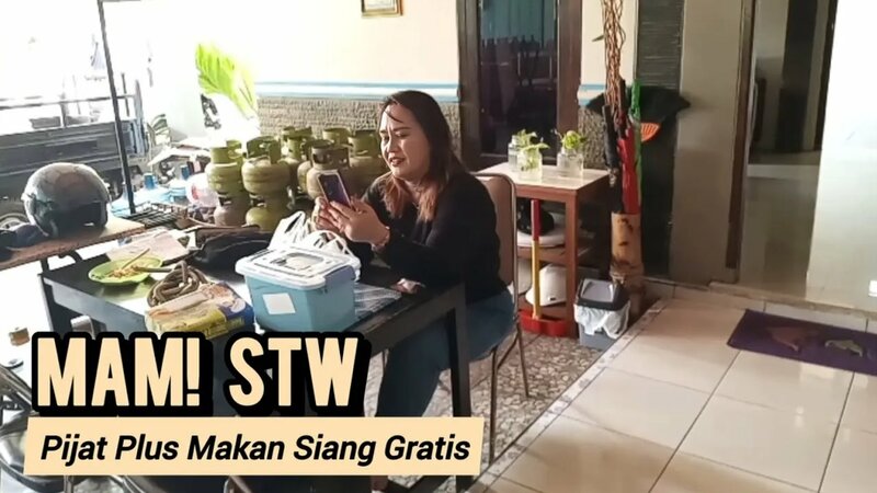Mami stw...!!Pijat plus makan siang gratis - Смотреть онлайн в поиске Яндекса по Видео