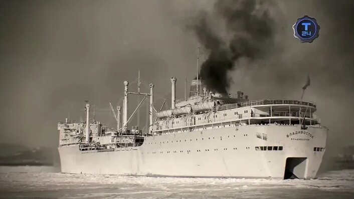 Жить морем. Крупнейший плавучий рыбозавод “Всеволод Сибирцев“ (консервы ...
