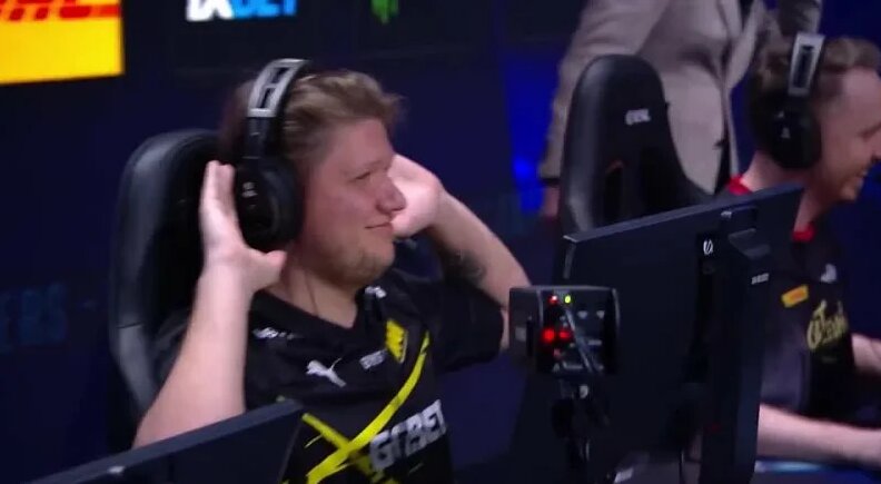 ШОУ-матч киберспортсменов в Counter-Strike 2! турнир IEM RIO — Видео от flamie | official fan ...