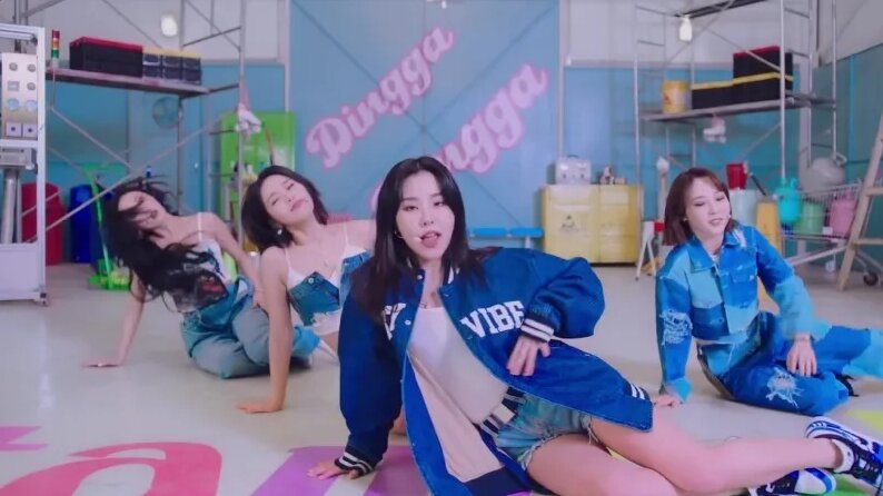 Mamamoo (마마무) – Dingga (Japanese ver.) for スッキリ - Смотреть онлайн в поиске Яндекса по Видео