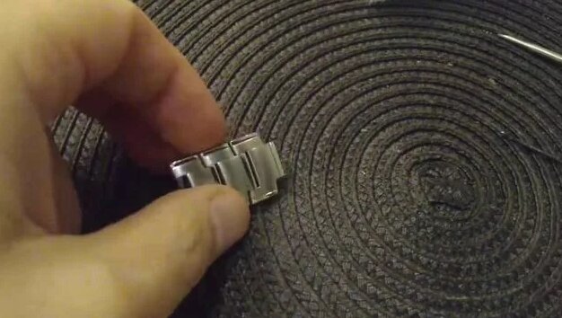 Как убрать звенья на часах Casio - Смотреть онлайн в поиске Яндекса по ...
