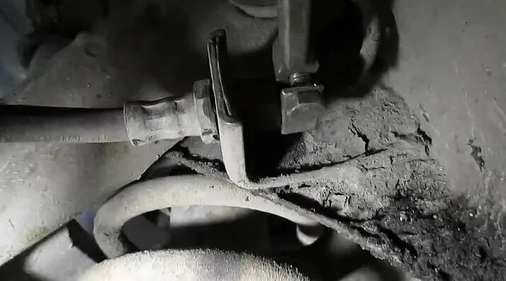 Видео Как заменить передний тормозной шланг ВАЗ-2101-2107 | OK.RU - Смотреть онлайн в поиске ...