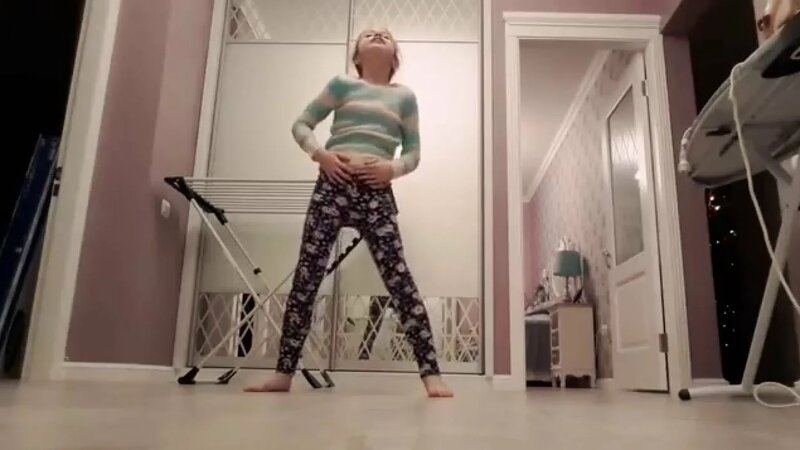 Как я Танцую . #1