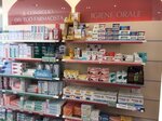 Farmacia Nuovaluce Maione (Via Nuovaluce No:50), alternatif tıp merkezleri  Katanya'dan