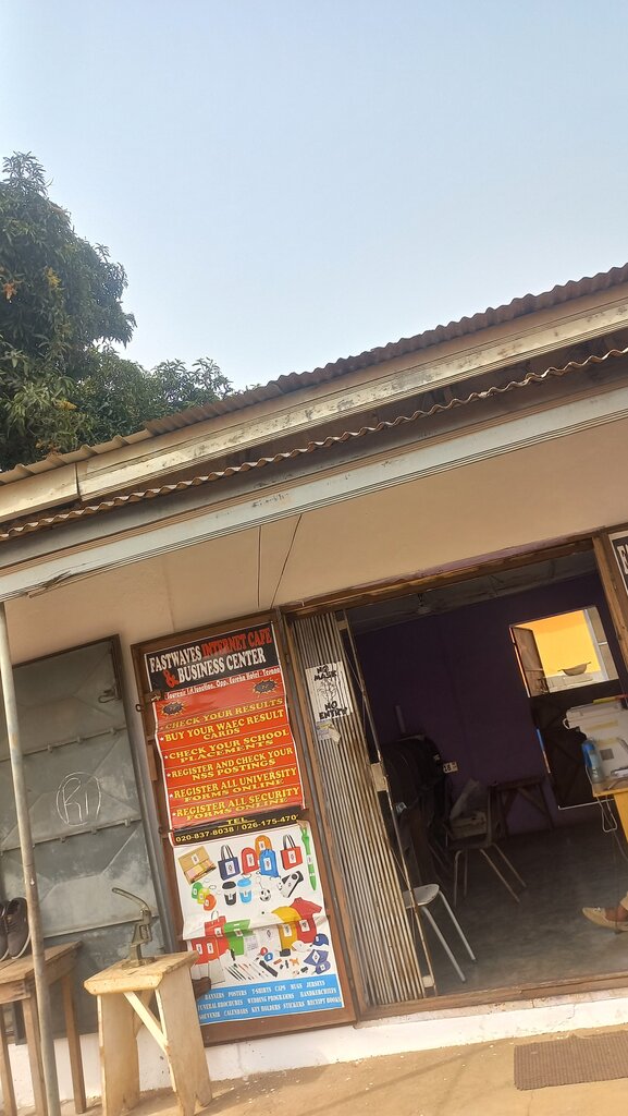 i̇nternet kafeler Fastwaves Internet Cafe & Business Center, Akra, foto
