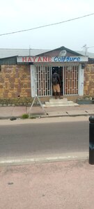 Hayane coiffure (Brazzaville, Commune de Moungali, Rue Dougou), berberler  Brazzaville'den