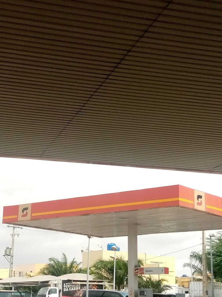 Benzin istasyonu Bombas da Sonangol, Loanda, foto