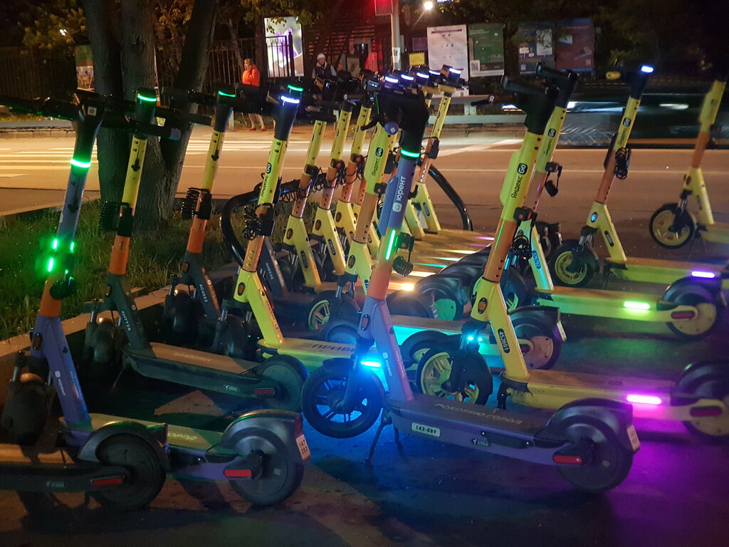 Scooter kiralama Юрент, Moskova, foto