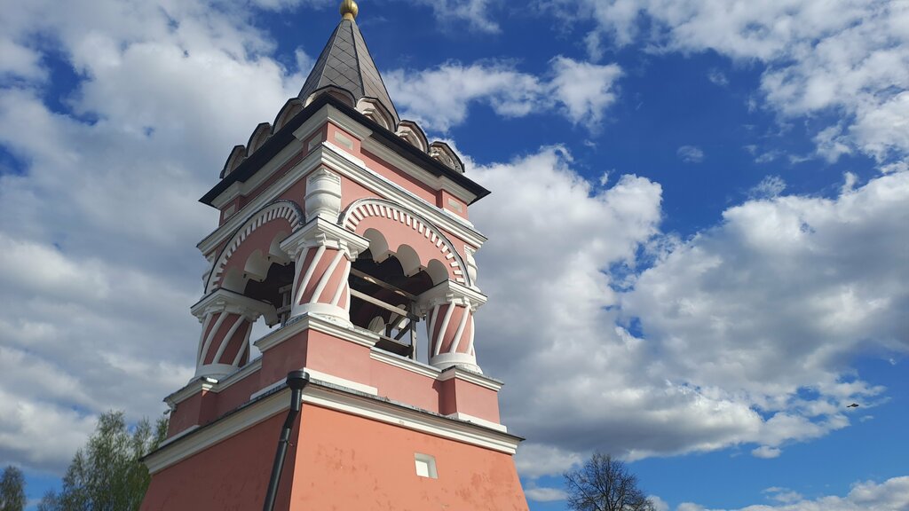 Turistik yerler Колокольня, Pskov, foto