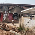 Alisco Beauty Salon (Watermelon Street No:5), güzellik salonu  Akra'dan