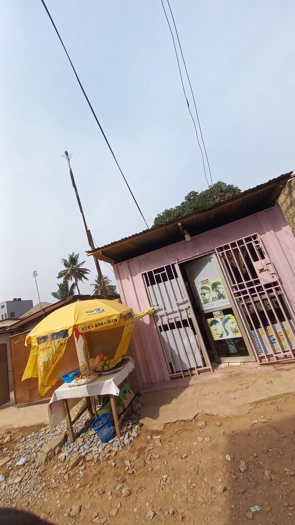 Berberler Barbering Shop, Akra, foto